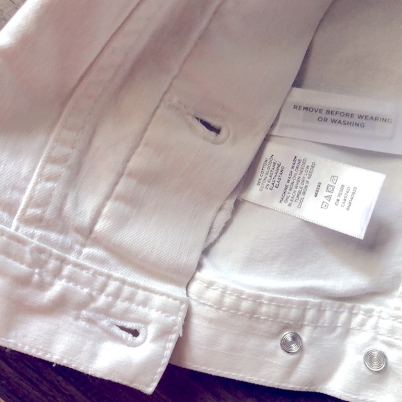 LOFT | Jackets & Coats | Loft White Denim Jacket | Poshmark